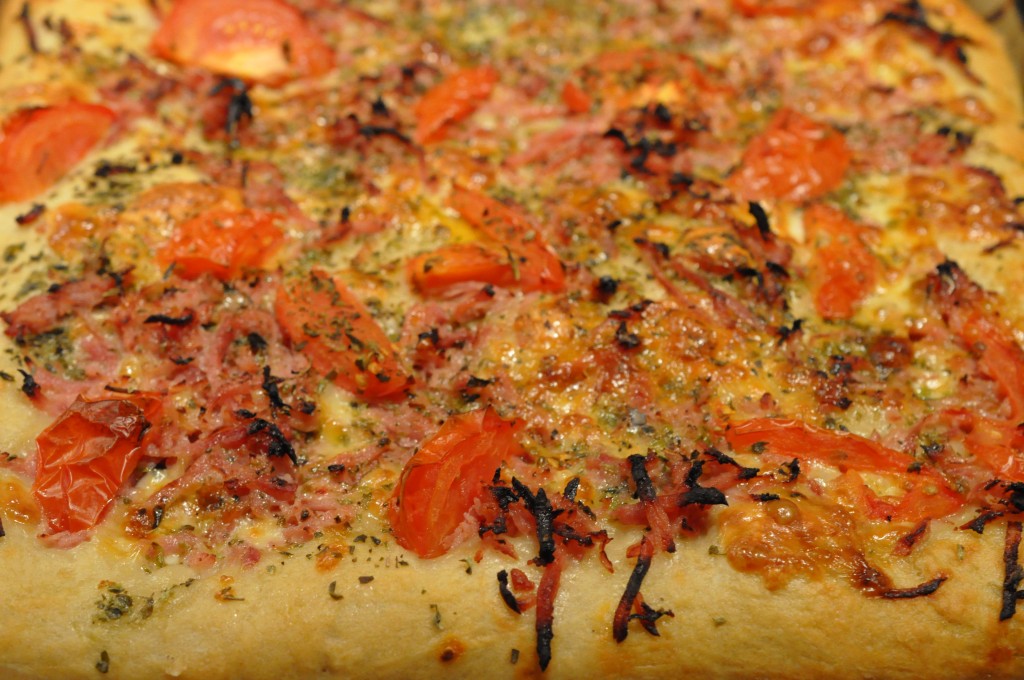 King size pizzaer med oksekød, skinke og pepperoni • nogetiovnen.dk