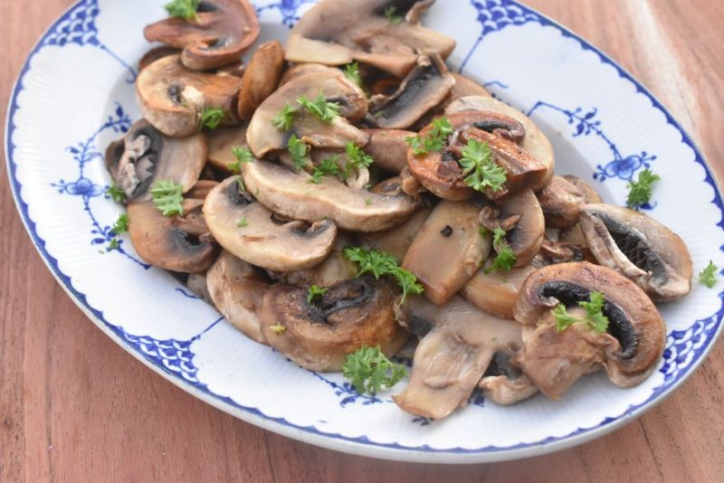 Champignon a la creme opskrift – flødestuvet champignon