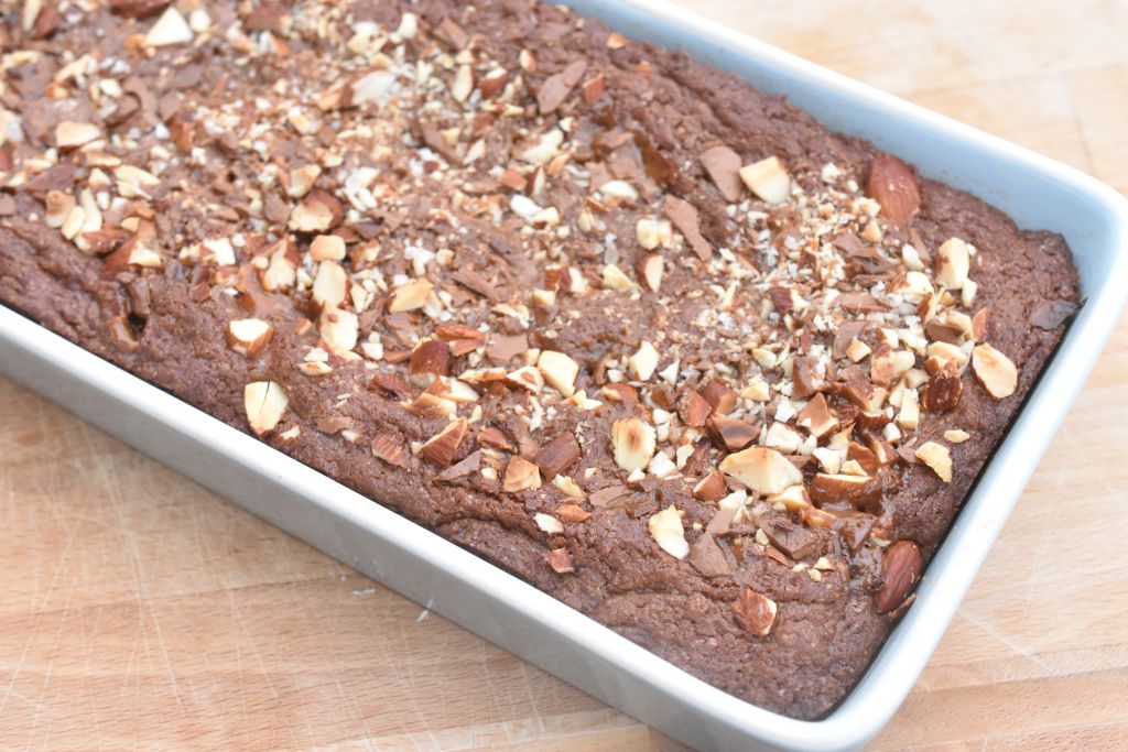 Daim kage snitter – chokoladekage med Daim • nogetiovnen.dk