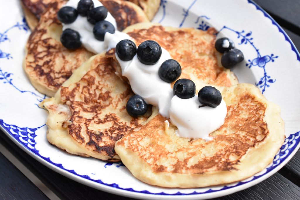 Protein pandekager med banan & skyr – opskrift
