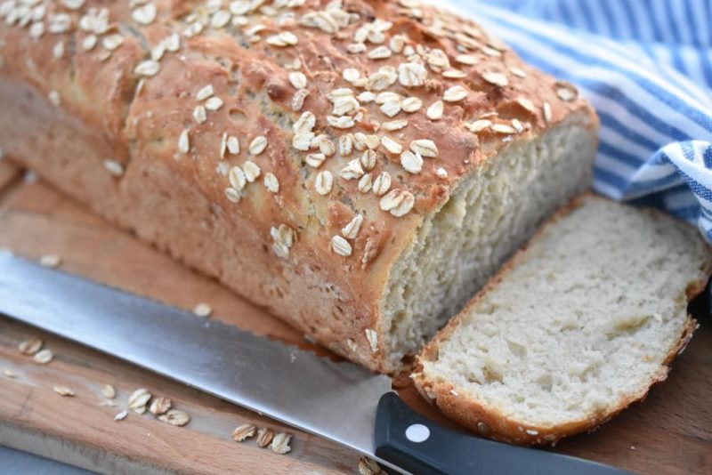 Havregrødsbrød – opskrift på brød med grød • nogetiovnen.dk