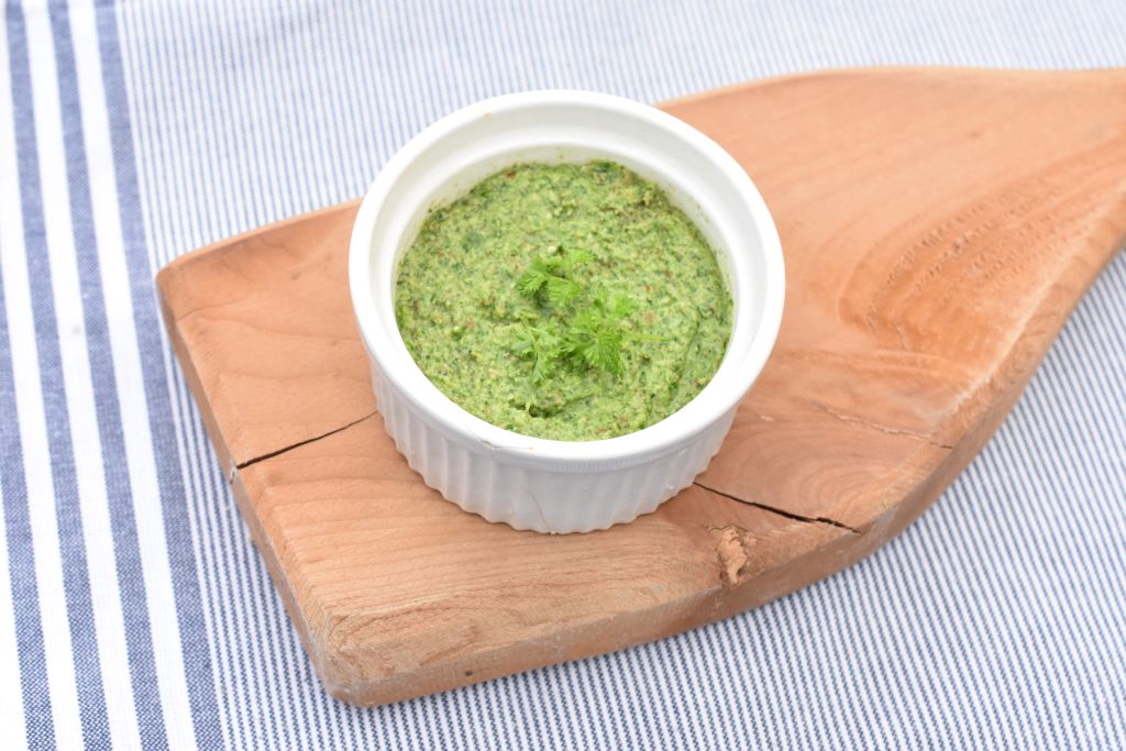 Persillepesto opskrift – pesto med persille nogetiovnen.dk