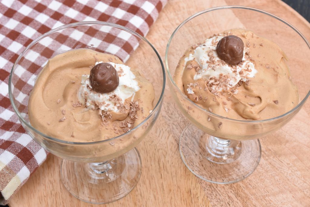 Kaffemousse uden husblas – nem kaffe dessert med fløde
